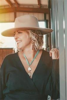 Lorri Smith @ Southern Roots Salon - Waxahachie TX | Vagaro